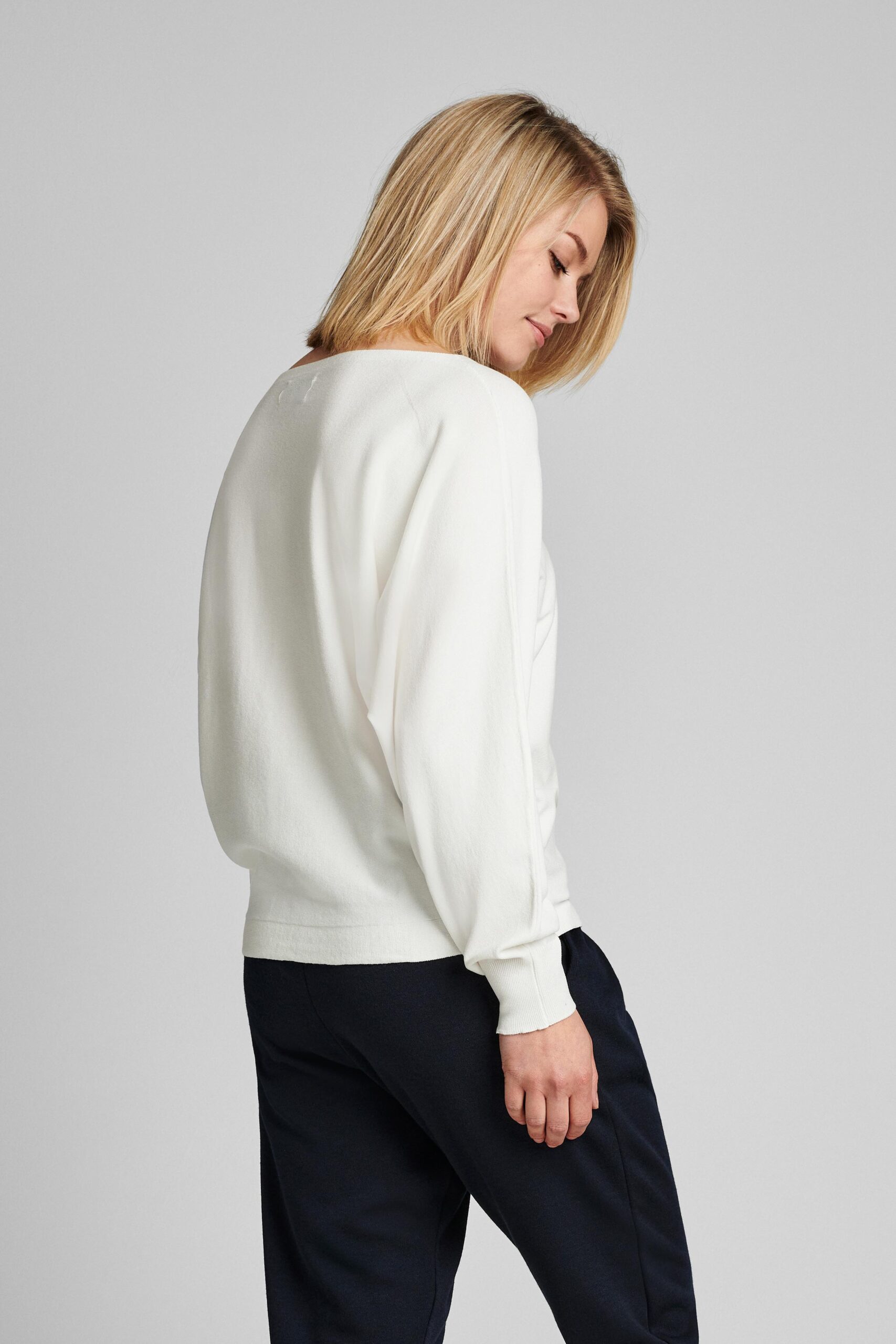 NUDAYA PULLOVER – NOOS – Cloud Dancer – Zheng Groningen